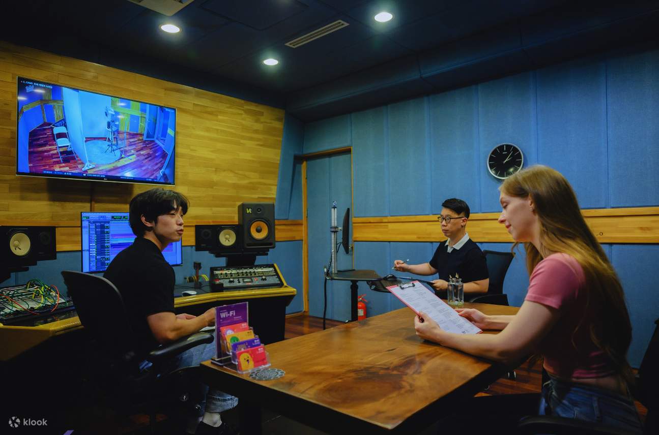 K-Pop Recording Experience at KING STUDIO on a trip to Korea - Klook ...