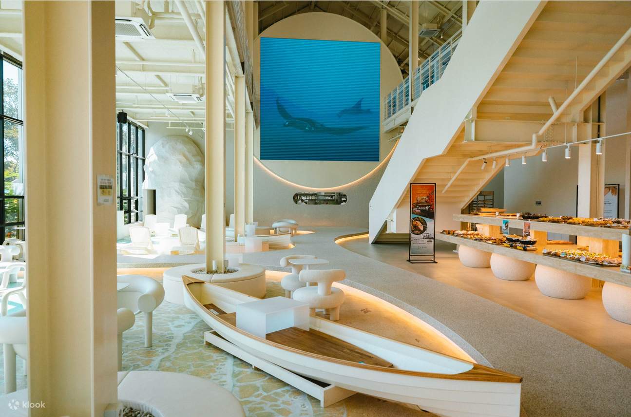 Cherry Blossoms Instagram Private Attractions Day Tour from Seoul ...