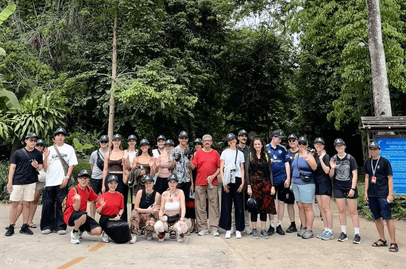 Dong Hoi & Phong Nha: Paradise Cave & DMZ Full-Day Tour - Klook Singapore