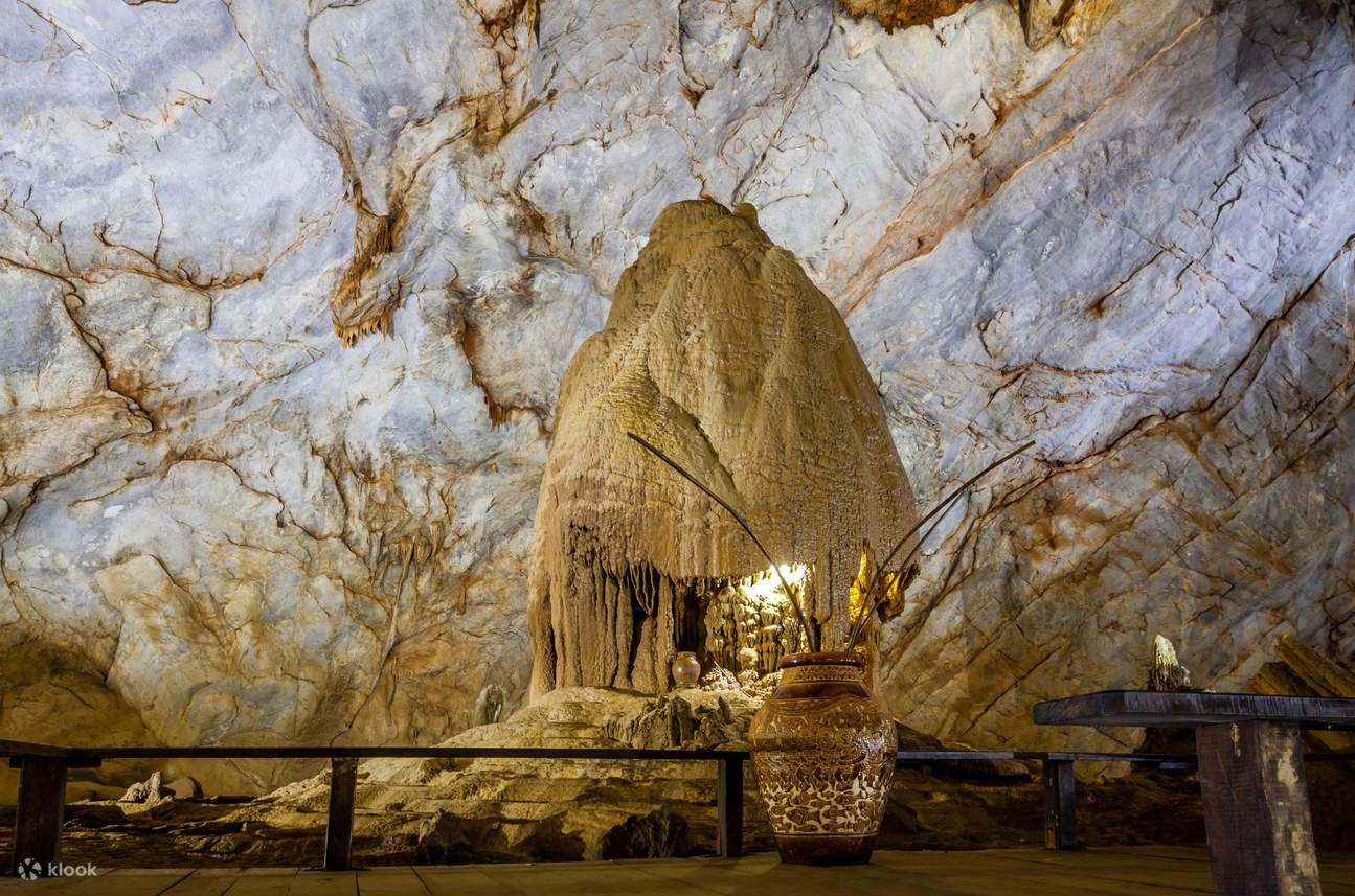 Dong Hoi & Phong Nha: Paradise Cave & DMZ Full-Day Tour - Klook Australia