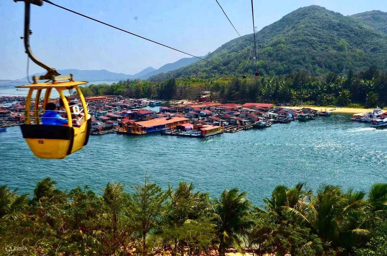 Hainan Sanya Binlanggu Li and Miao Cultural Tourism Area + Nanwan ...