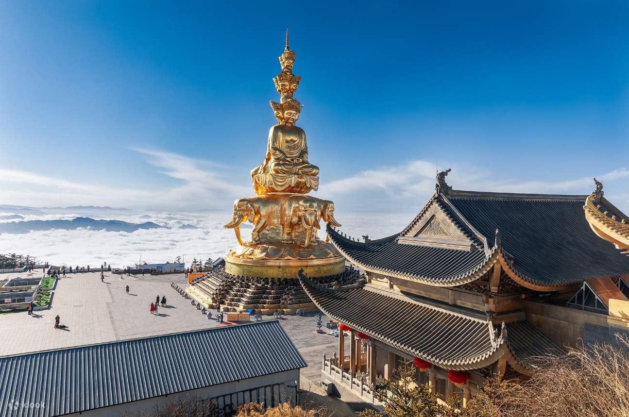 Sichuan Mount Emei Panorama Pure Play One-Day Tour (Emei World Show ...