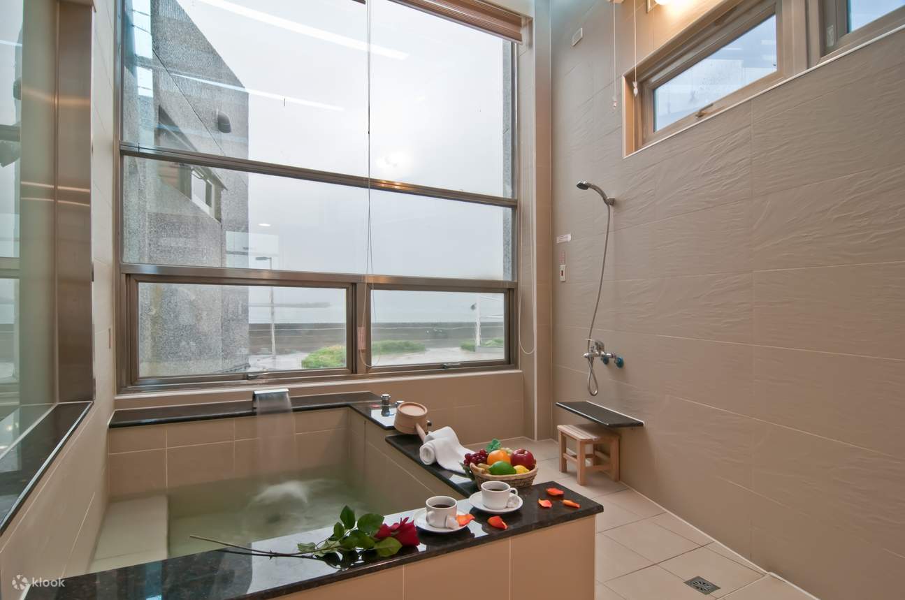Neu-Taipeh｜Jinshan Bay Hot Spring｜Yuanyang Hot Spring House・Elegantes ...