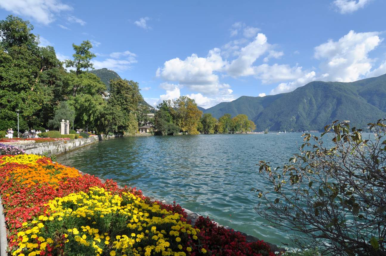 Danau Como dengan perjalanan sehari Bellagio dan Lugano dari Milan ...