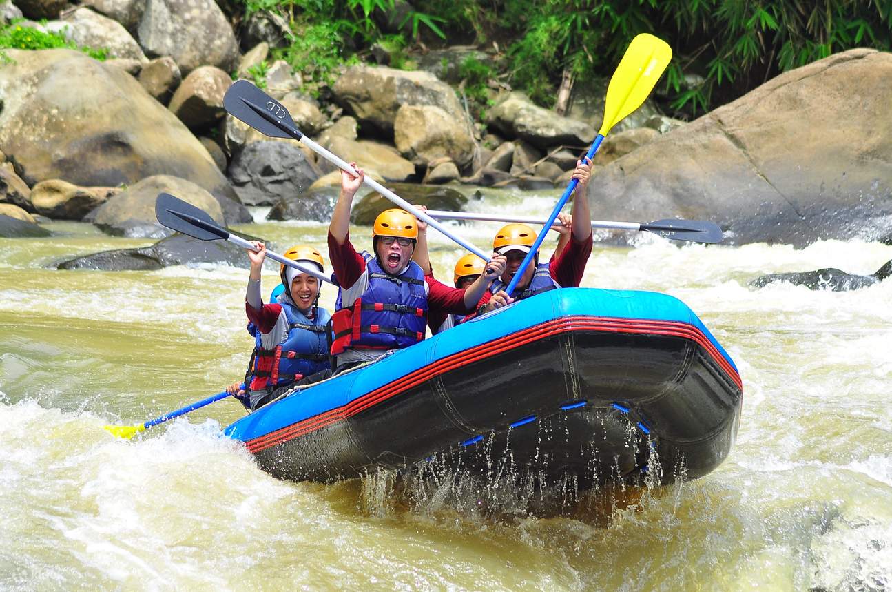 White Water Rafting Experience In Citarik by Caldera Adventure River ...