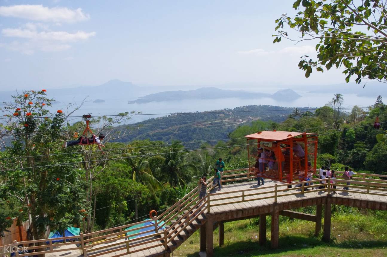 [SALE] Full-Day Tagaytay and Lemery Castle Tour from Manila - Ticket KD