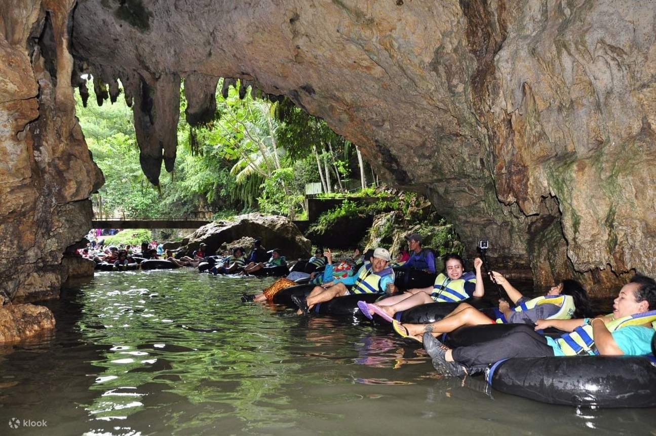 Day Tour Goa Pindul dan Goa Jomblang dengan River Tubing di Yogyakarta ...
