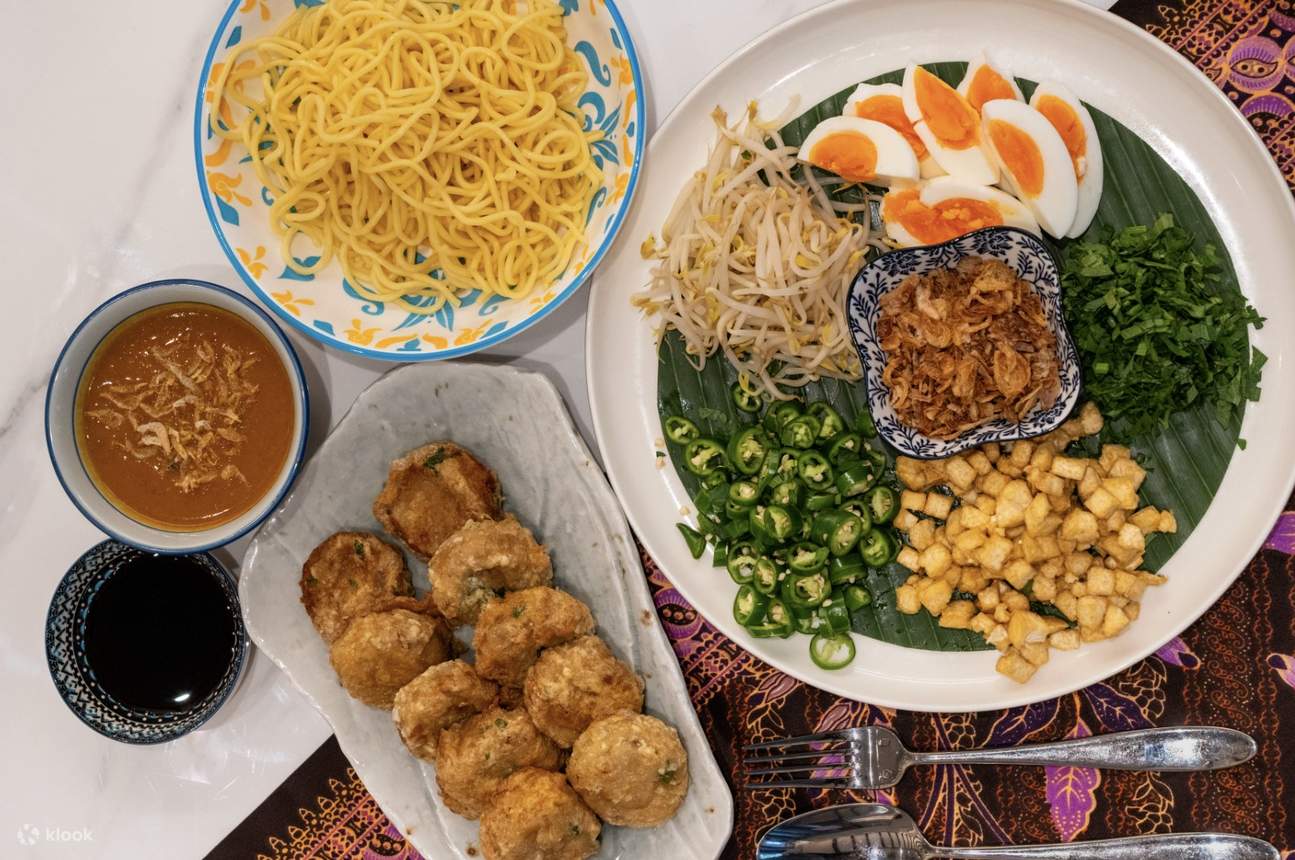 Local Mee Rebus & Bergedil Cooking Class by ANATTA Culinary Academy ...