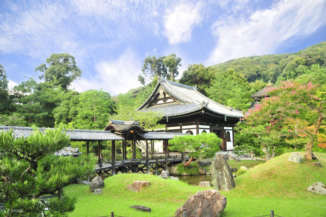 Walking Tour of Eastern Kyoto: Fushimi Inari Shrine, Kiyomizu & Gion ...