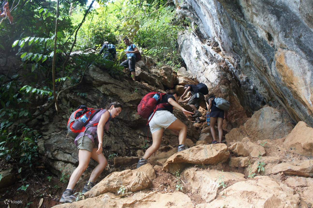 Tham Xang, Tham Hoi, Tham Loup and Tham Nam Caves in Vang Vieng - Klook ...