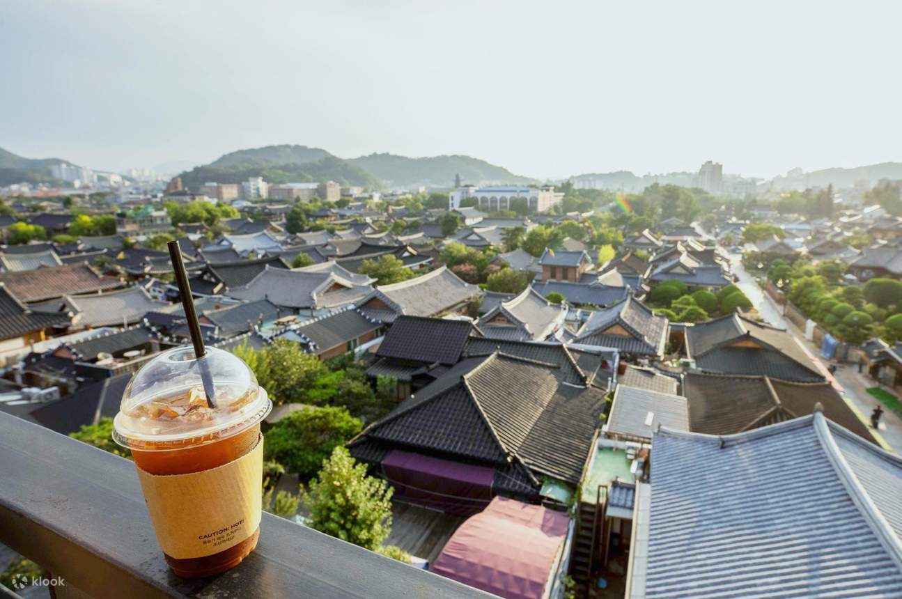 Jeonju Hanok Village & Seasonal Popular Attractions Day Tour - Klook