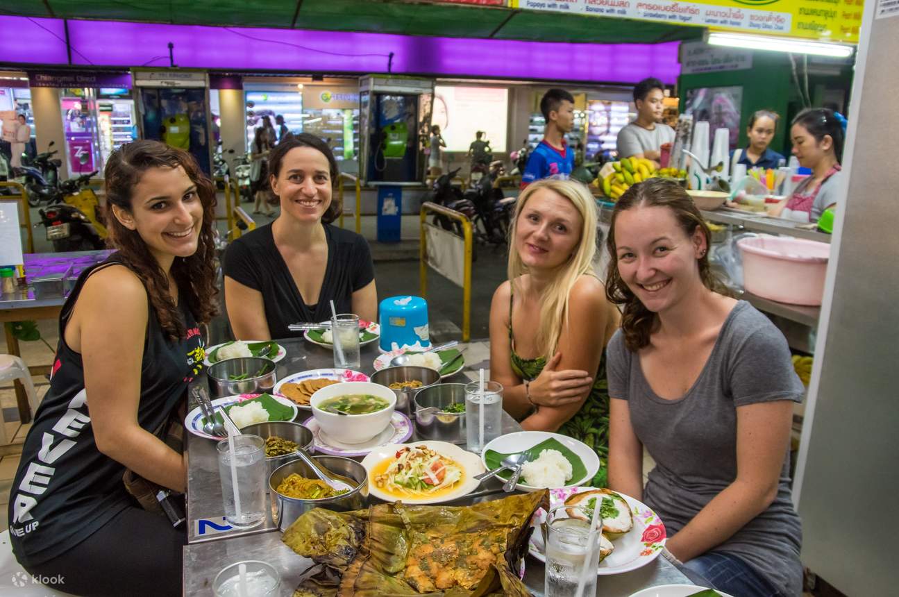 Chiang Mai Sightseeing Night Bike and Food Tour - Klook