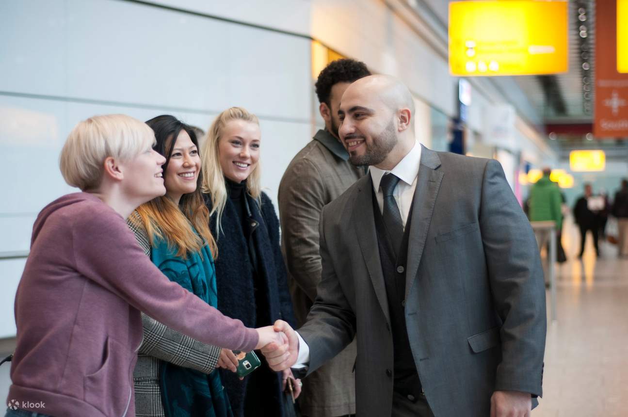 Private London Airport (LHR, LGW, STN, LTN) Transfers to or from ...