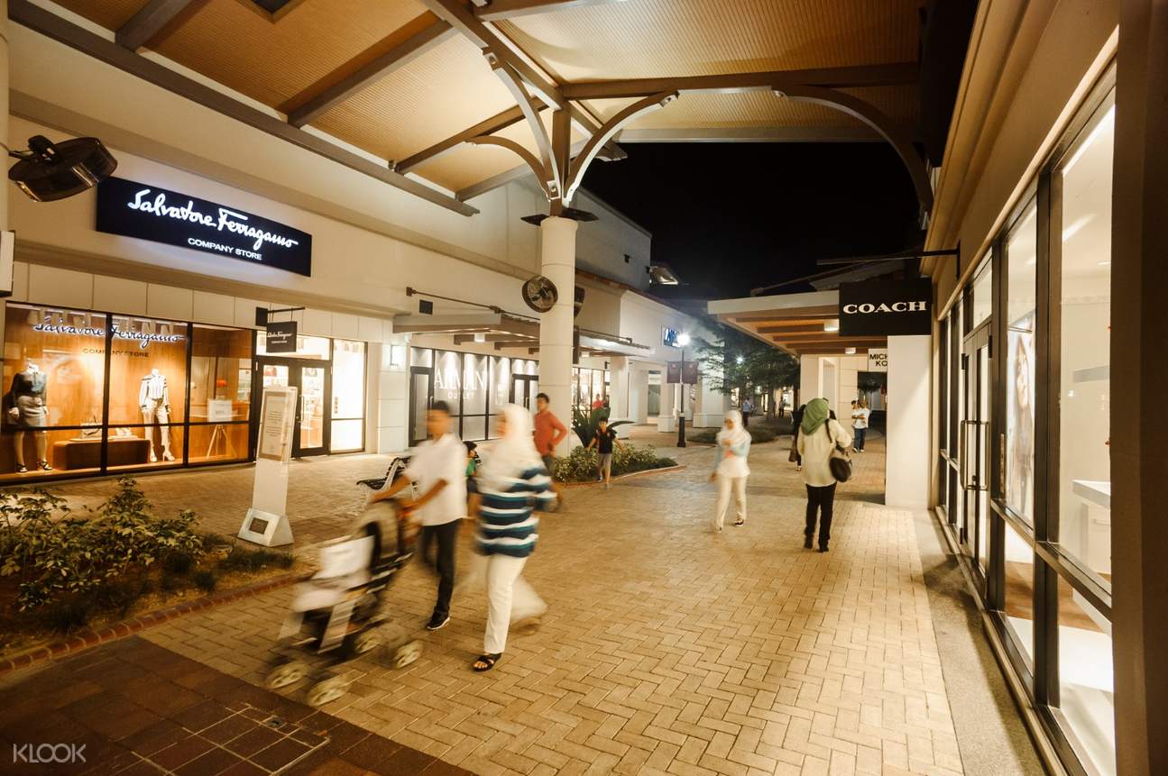 [SALE] Convenient Shuttle Service: Singapore Flyer to Johor Premium ...