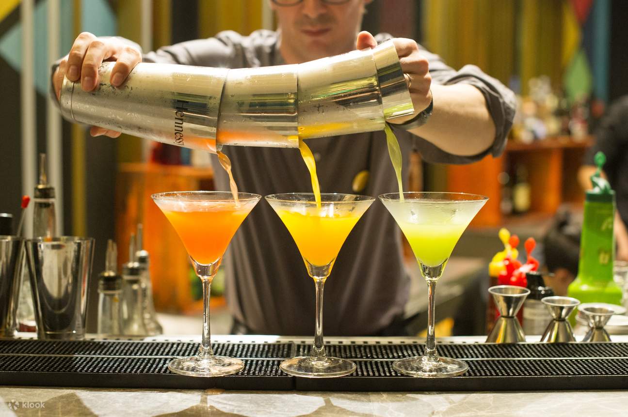 Sky on 20 Rooftop Bar Novotel Bangkok Sukhumvit 20 - Klook