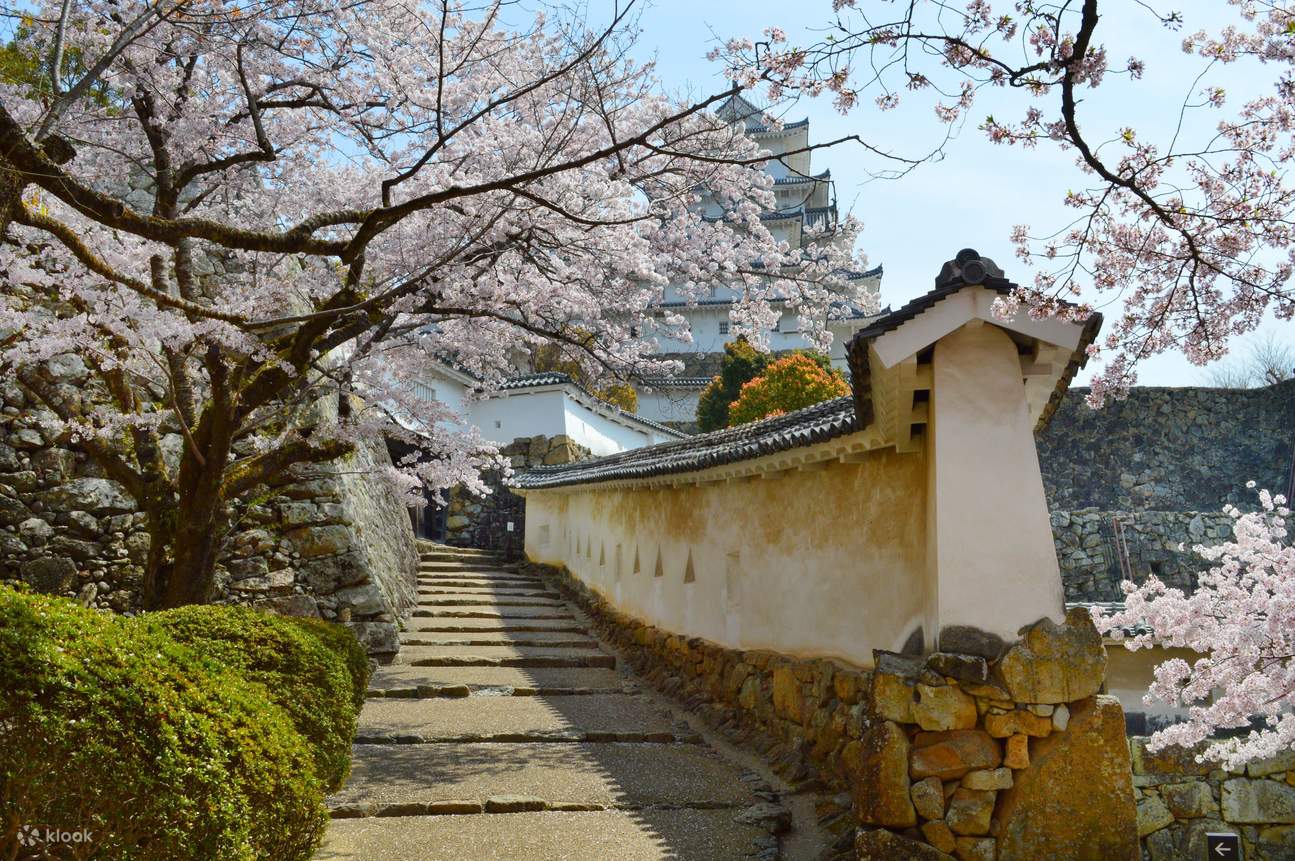 3 Hour Private History and Culture Tour in Himeji Castle - Klook