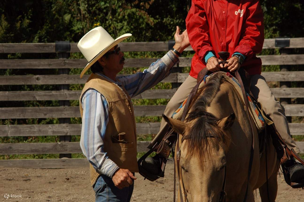 Cowboy Horsing Experience - Hokkaido, Japan - Klook Estados Unidos