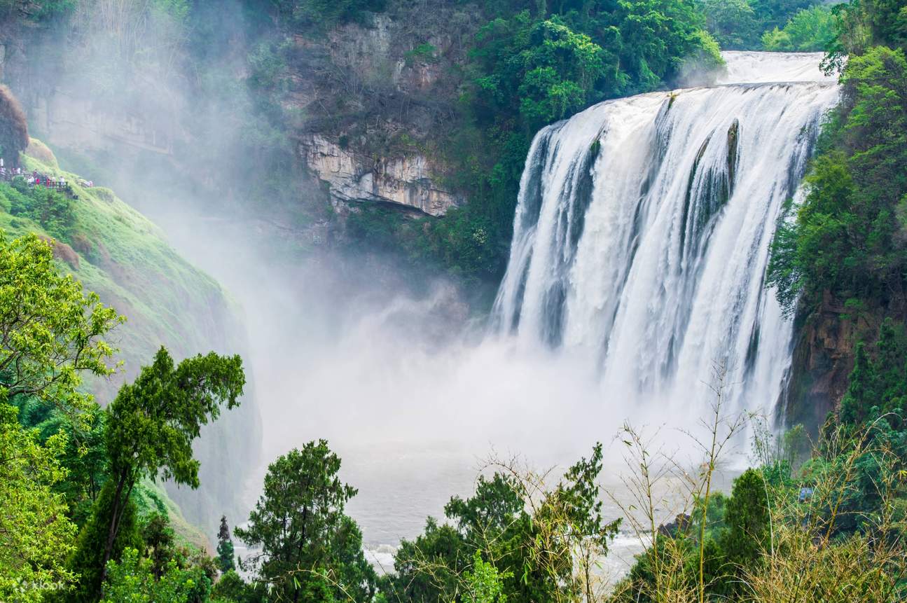 Charter Tour Guizhou Guiyang/Huangguoshu Waterfall/Zhijin Cave/Pingba ...