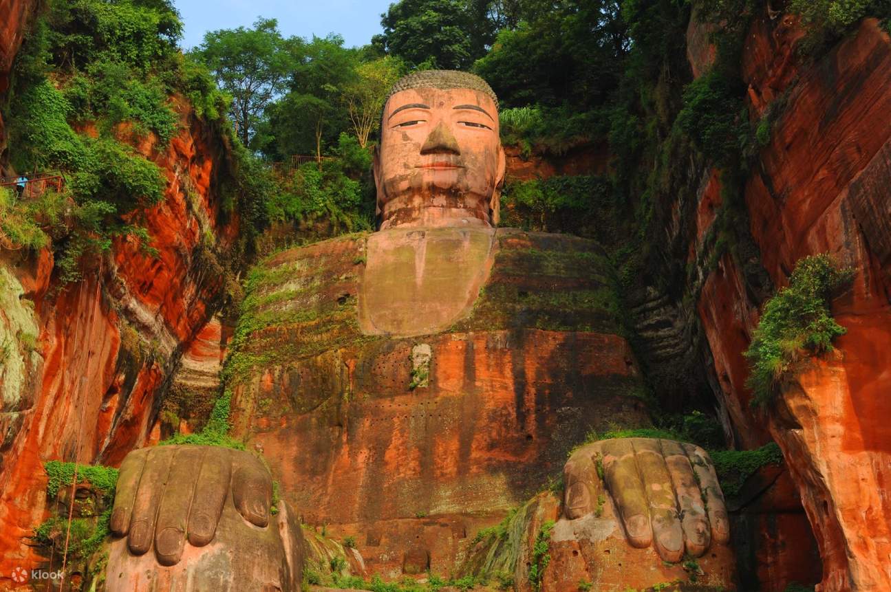 Sichuan Leshan Giant Buddha Huanglongxi Ancient Town 1 day - Klook
