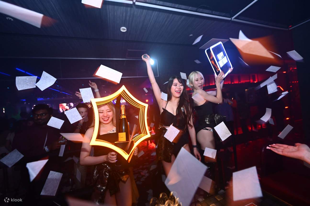 GIRAFFE admission ticket (Osaka nightclub) - Klook