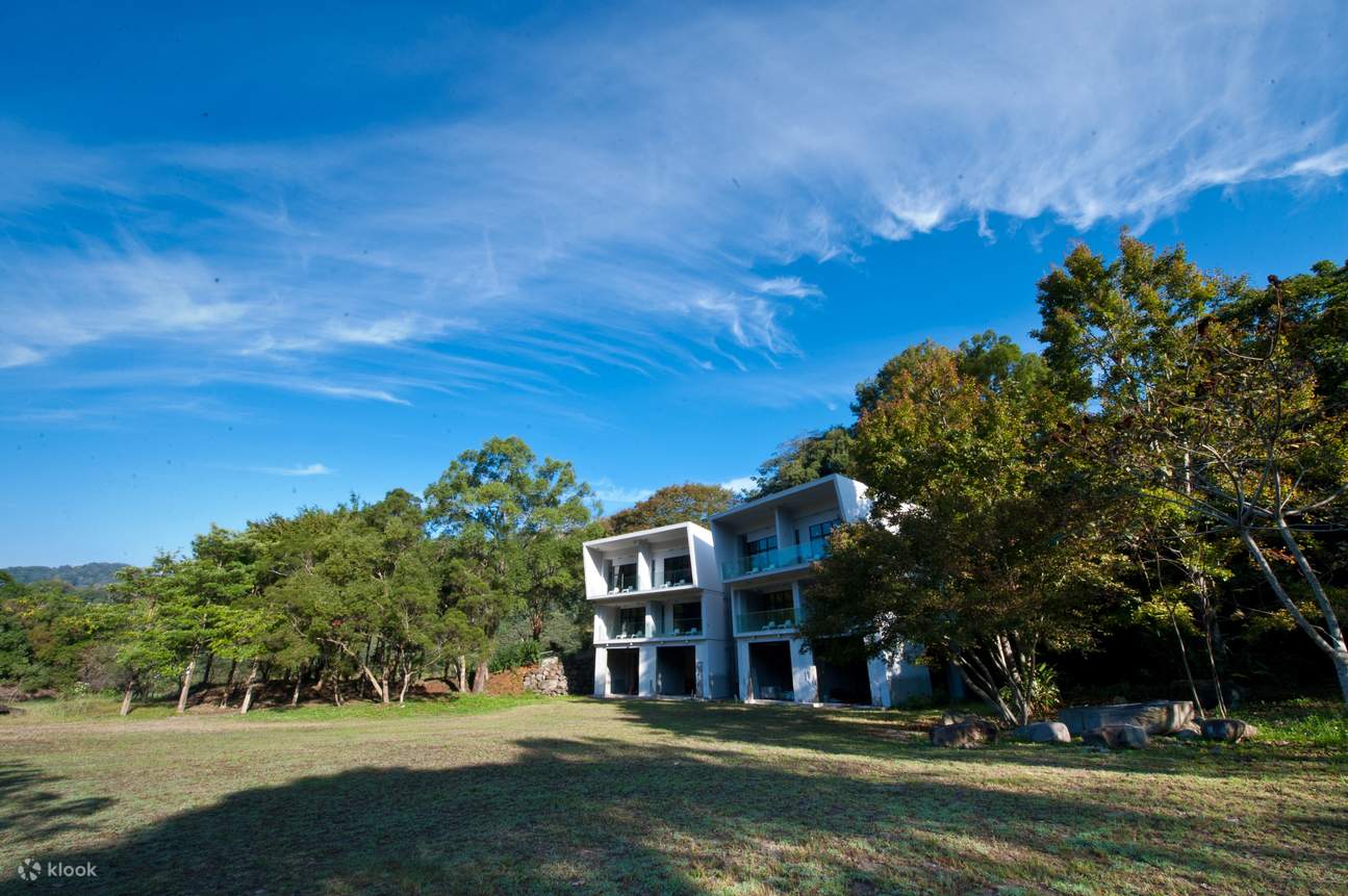 Taian Hushan Hot Spring Hotel Hot Spring Experience in Miaoli - Klook ...