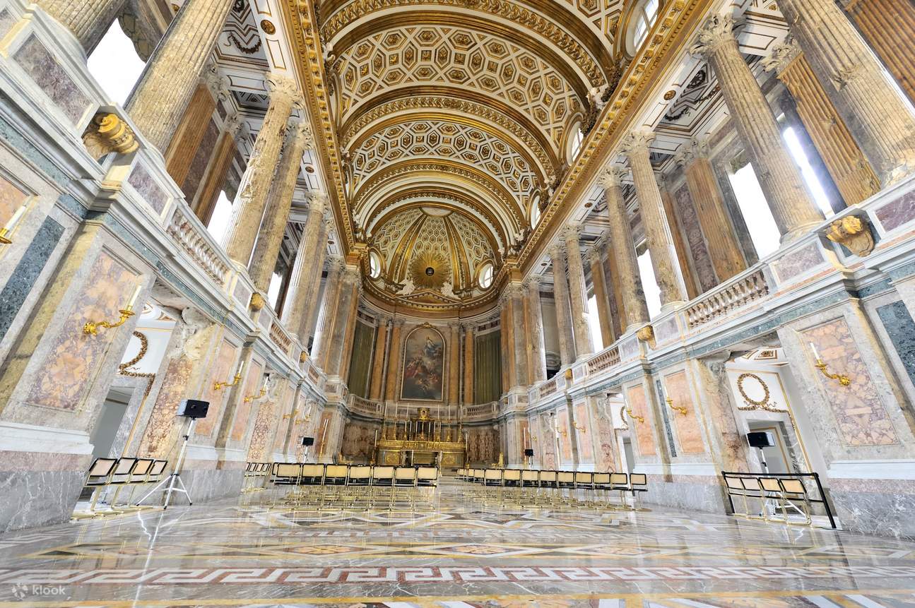 Desde Caserta: Descubre el Palacio Real con una visita guiada a pie ...