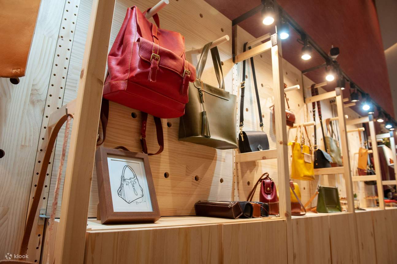 Be Two Handmade Leather Goods Making Experience in Taichung - Klook
