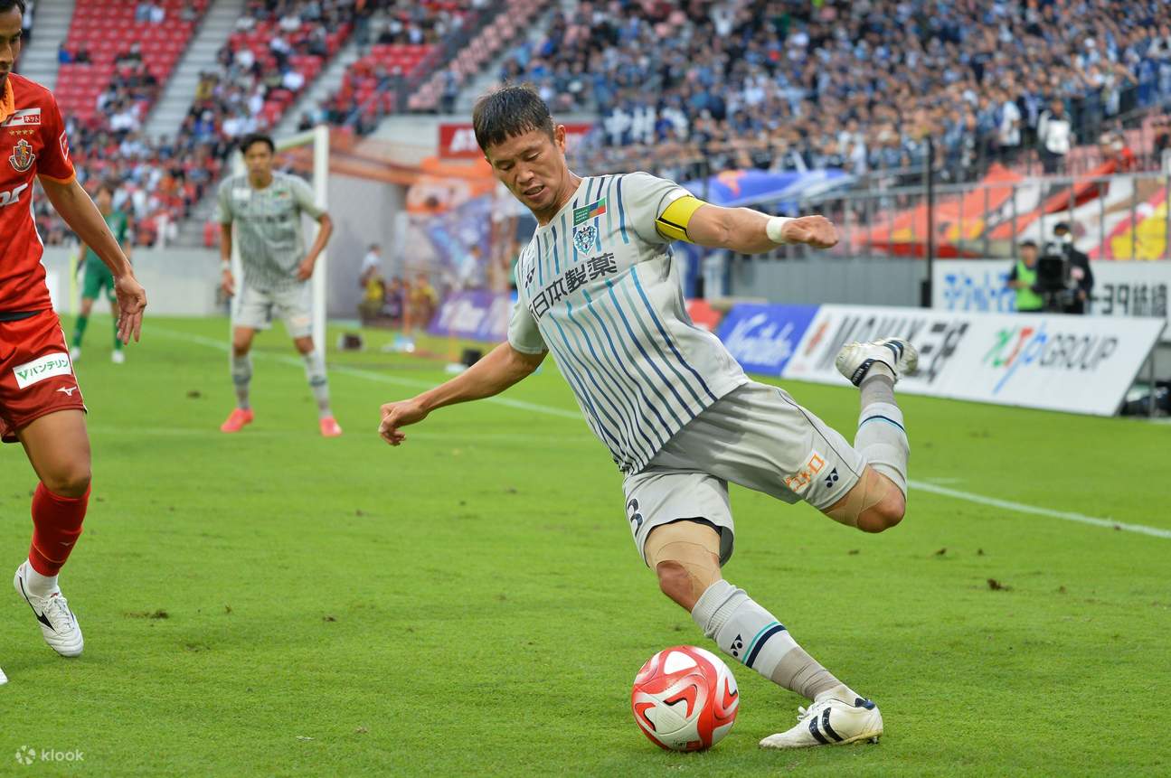 PIALA LEVAIN YBC LIGA J - Klook Indonesia