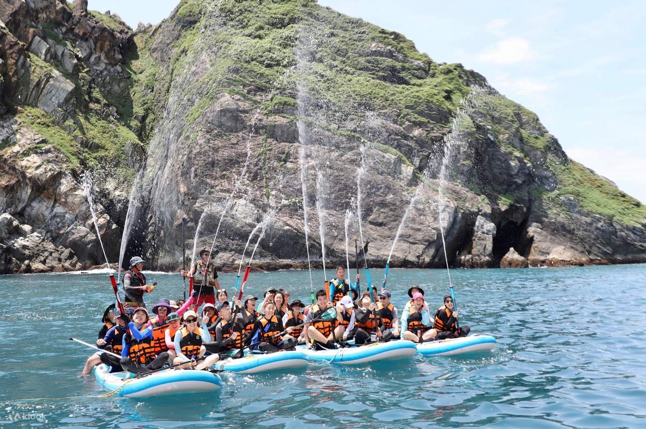 Yilan: Waterwalker - Wuyanjiao Blue Beer Sea Dragon Boat Board (Power ...