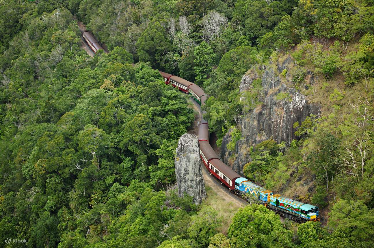 Army Duck Tour met Skyrail Cable Car en Kuranda Scenic Railway Ride ...