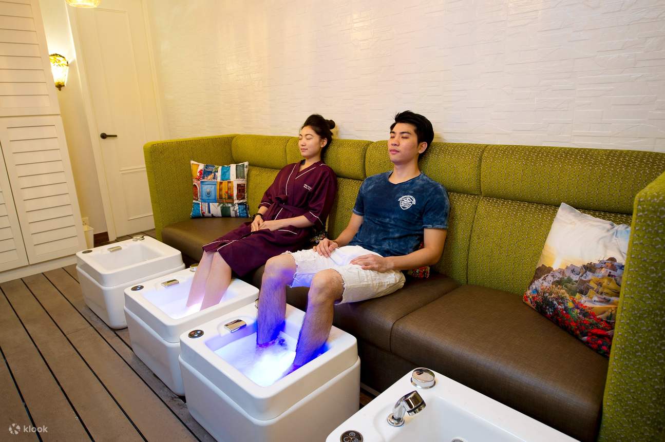 Health Touch Reflexology Massage and Detoxing Experience in Causeway ...