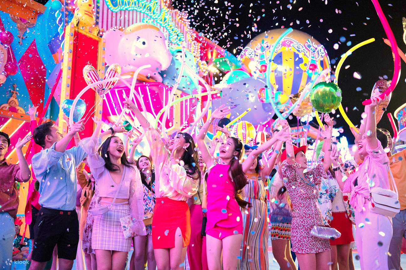 Vé Giảm Giá Carnival Magic Phuket - Klook Việt Nam