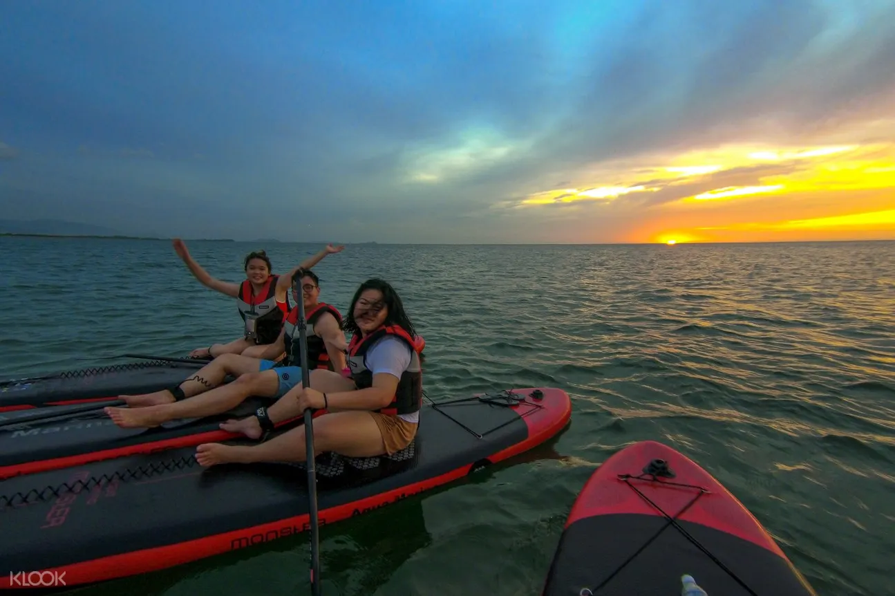 Sunset Stand Up Paddle Boarding Lesson in Borneo - Klook Canada