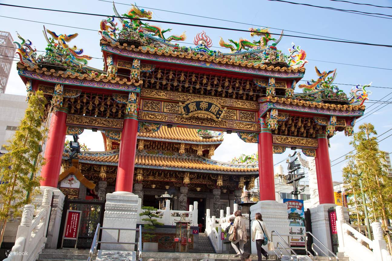 Yokohama Chinatown, Temples & Bayside Red Brick Warehouse Walking To ...