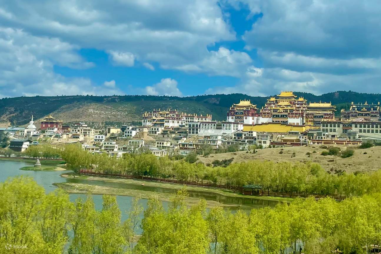 Kunming Dali Lijiang Shangri-La Private Group 8-Day Tour (Private ...