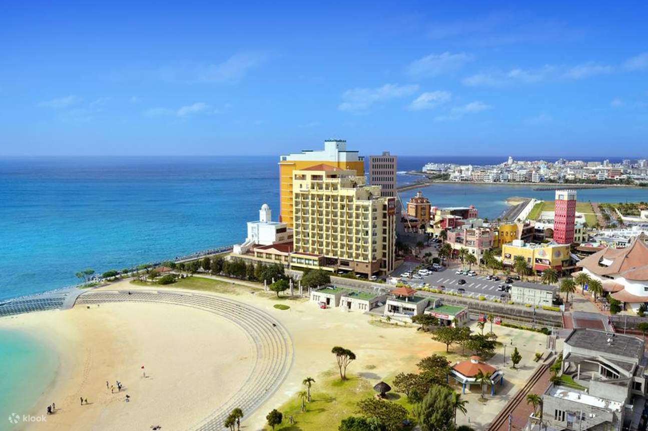 Okinawa North: Churaumi Aquarium & Kouri Island & Cape Manza & American ...