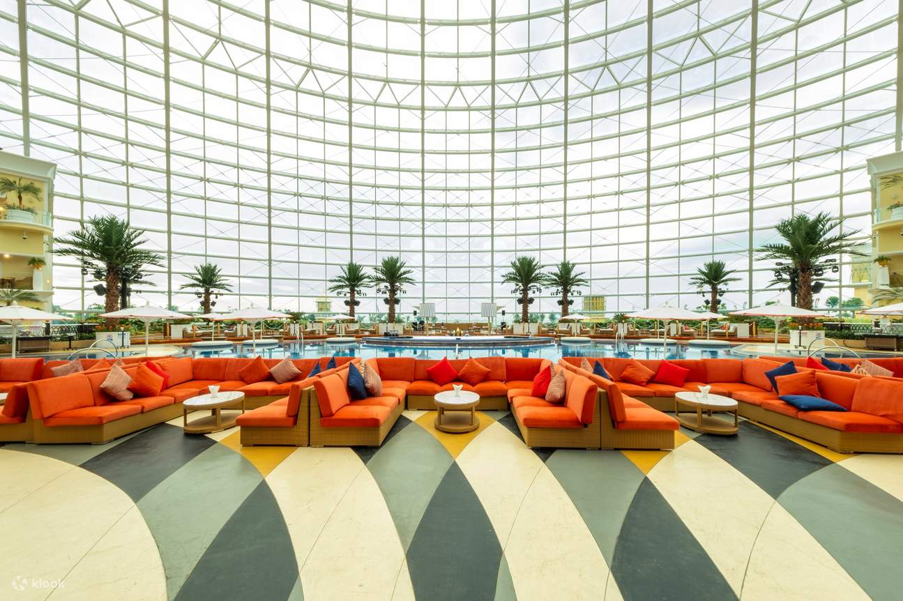 Sole-ful Walking Tour at Okada Manila - Klook Philippines