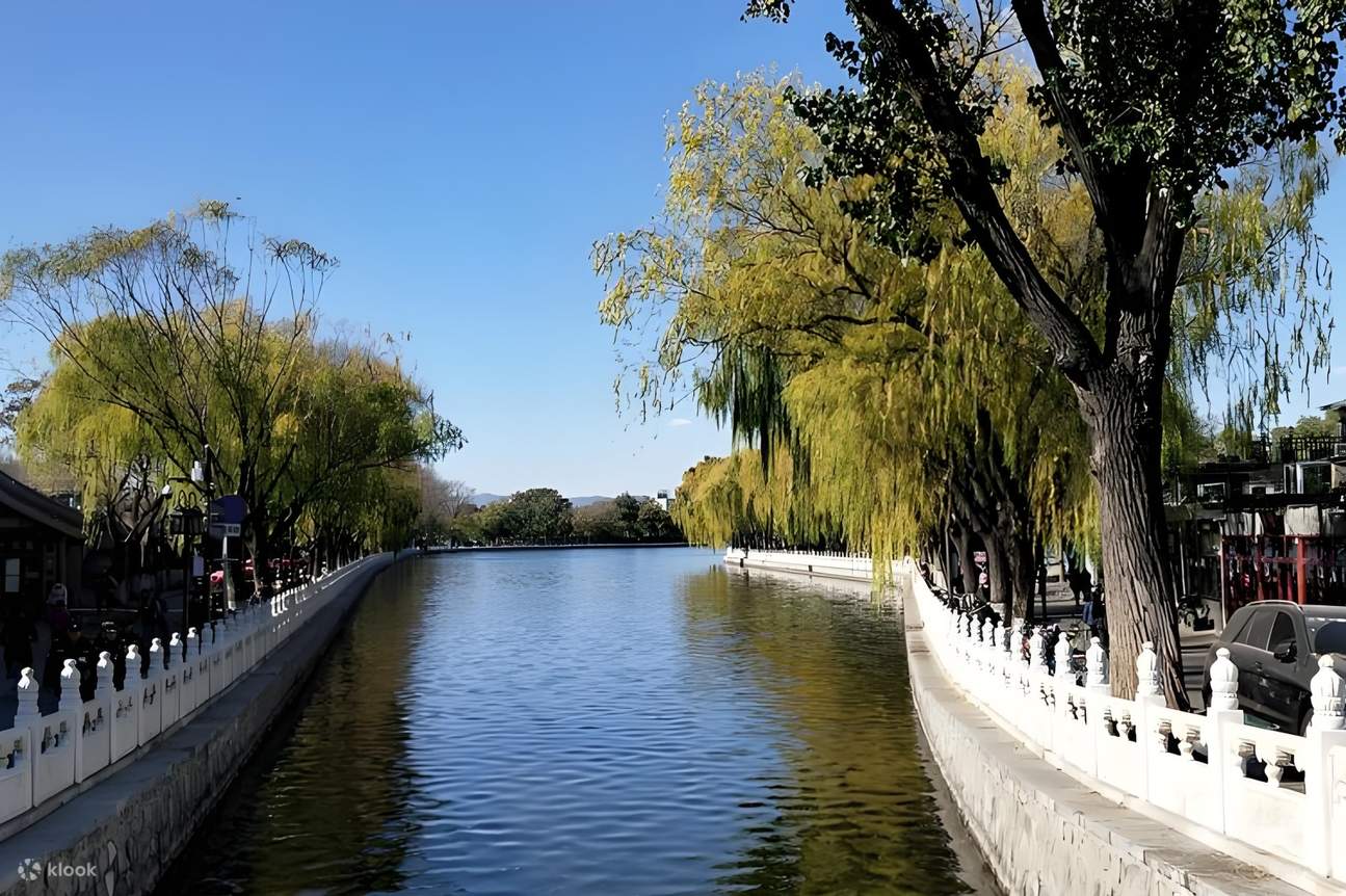 Beijing Nanluoguxiang + Drum Tower + Shichahai Half-Day Tour (English Guide, Optional Night Tour ...