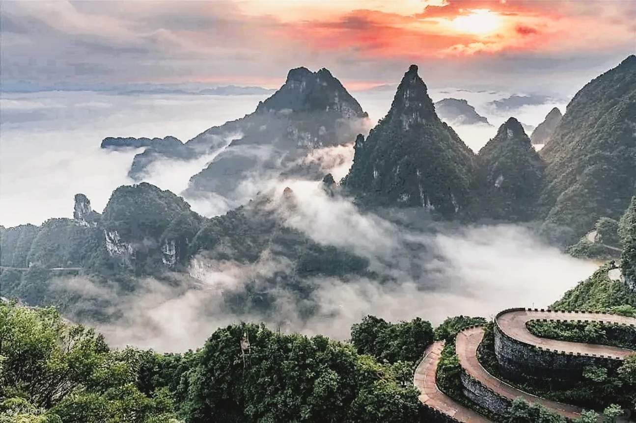5-Day Tour in Zhangjiajie, Hunan (Yuanjiajie + Tianzi Mountain ...