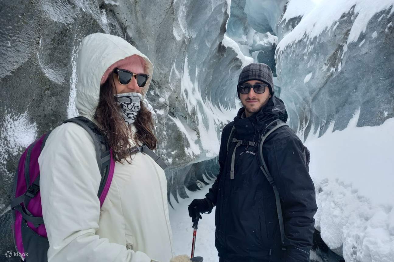 Explore the Vinciguerra Glacier and Témpanos Lagoon on a Trekking Tour ...
