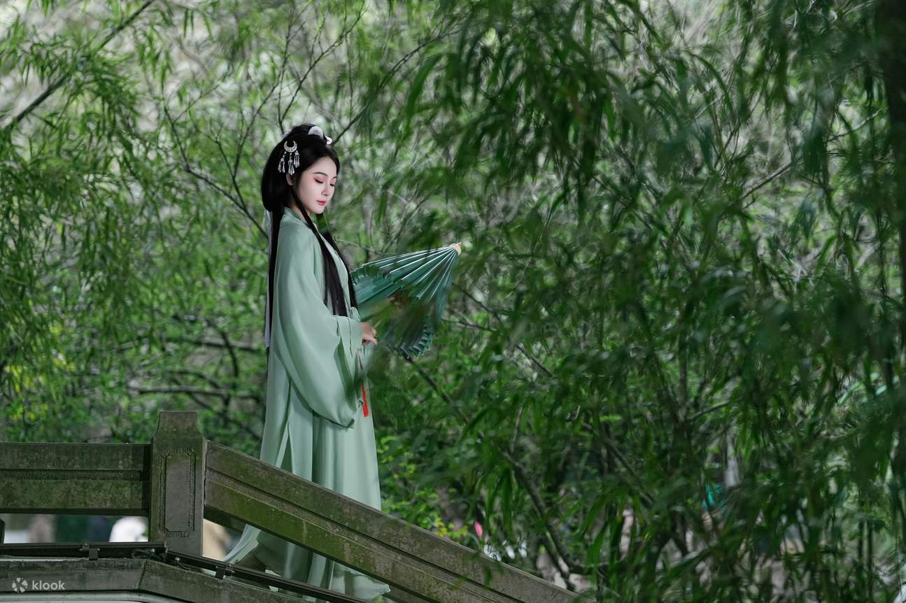 Chengdu Hanfu Cultural Experience Hall (Hanfu Rental + Optional Hanfu ...