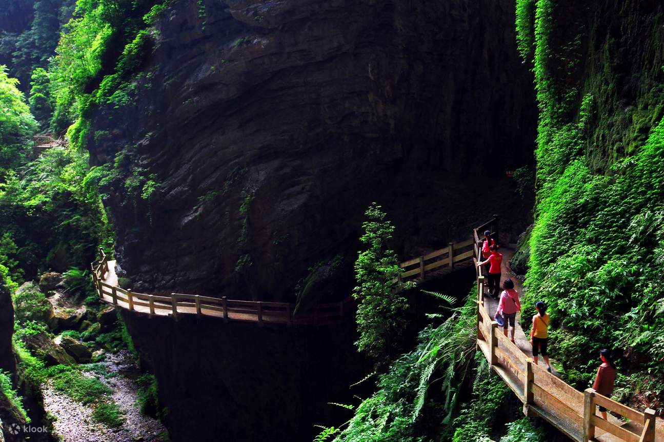 Chongqing Wulong Three Natural Bridges + Longshui Gorge Fissure/Fairy ...