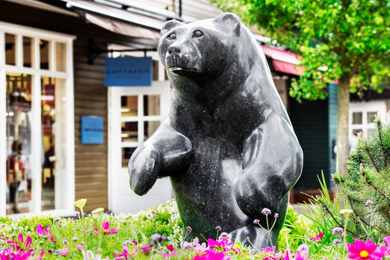 Bicester Village Shopping Trip from London - Klook Singapore