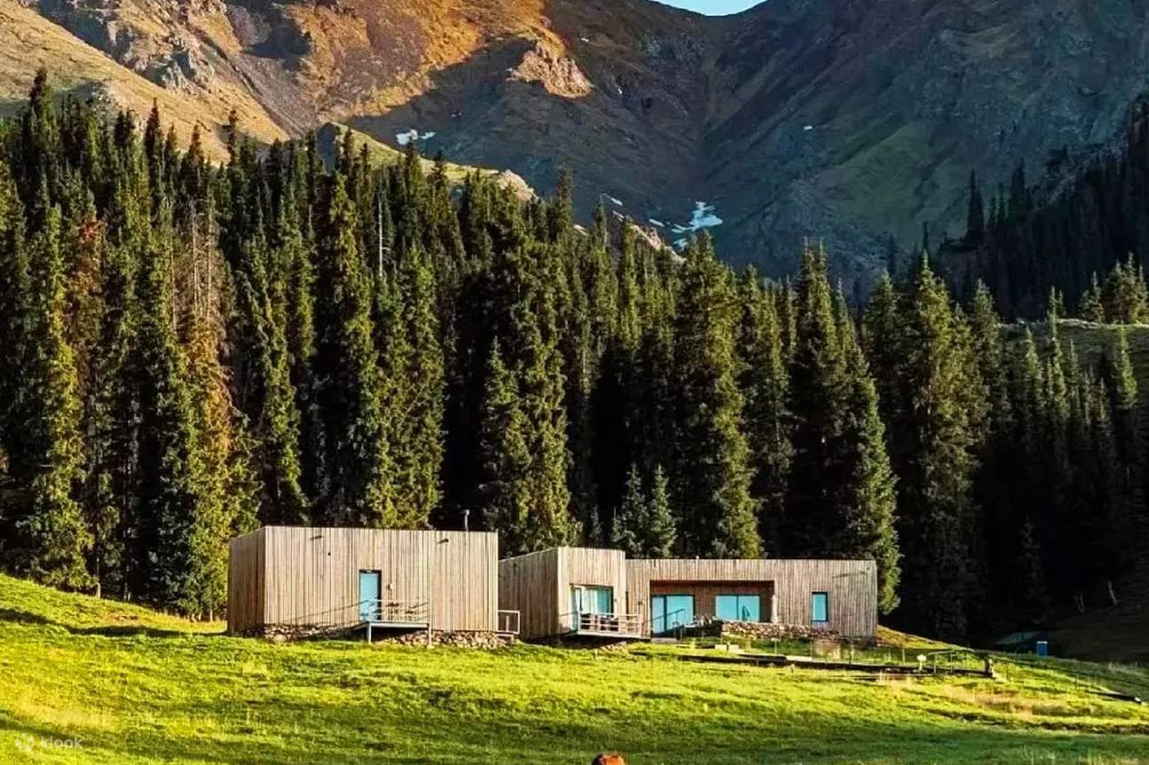 Xinjiang Yili Private 6 Days (Sailimu Lake Sailing Experience + Xiata ...