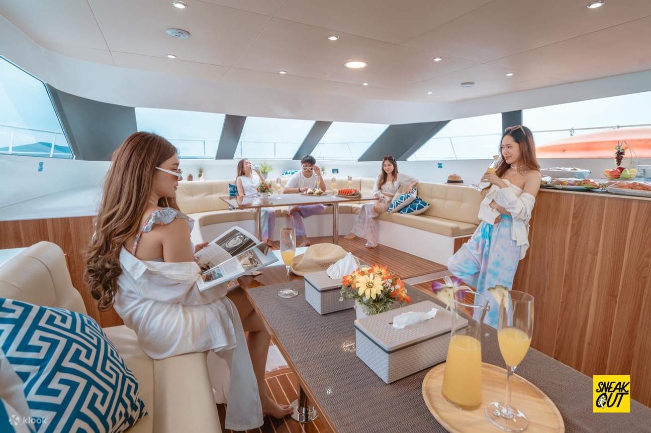 Pattaya MC520 Motor Catamaran Private Charter Tour by Ocean Escape - Klook