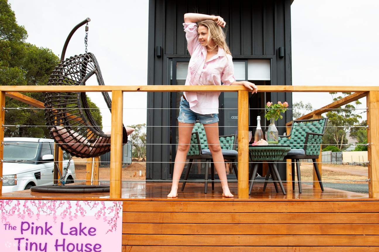 The Pink Lake Tiny House in Lake Bumbunga - Klook Australia