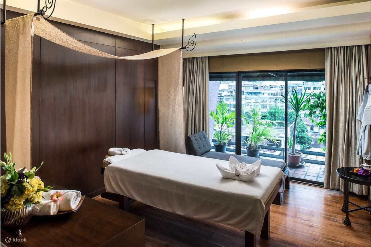 Boran Massage & Spa At The Twin Towers Hotel Bangkok in Thailand ...