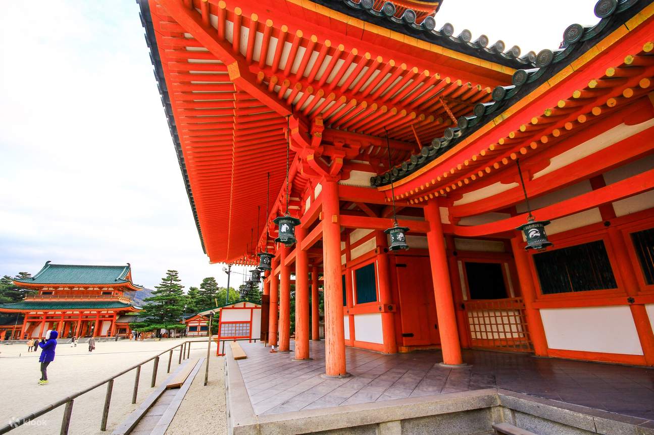 Kyoto Nijo Castle & Imperial Palace Small Group Tour Walking Tour - Klook