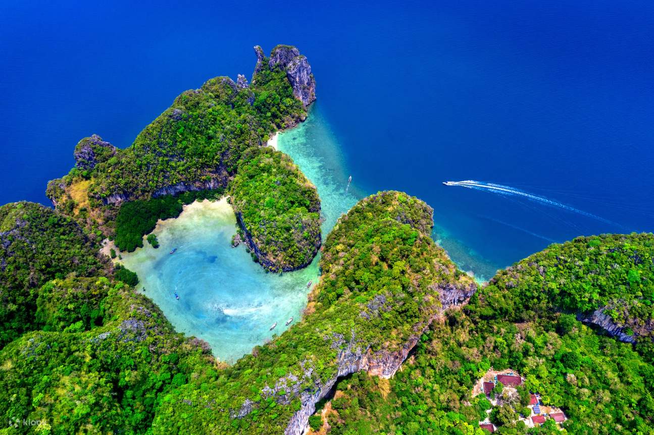 Hong Island Tour with Sunset BBQ Dinner - Klook