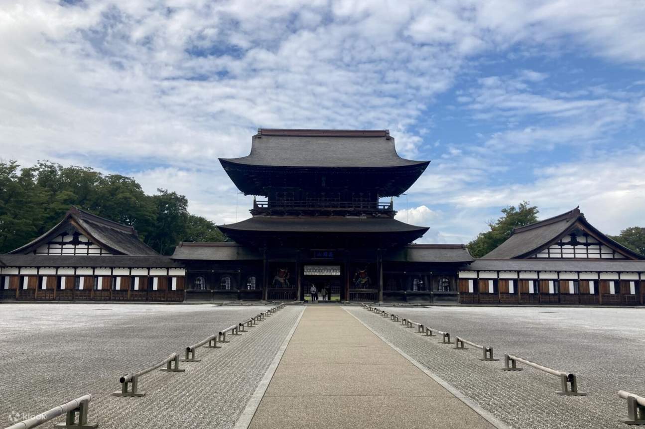 Takaoka & Toyama Bay Tour from Kanazawa with Metalworking Experience ...